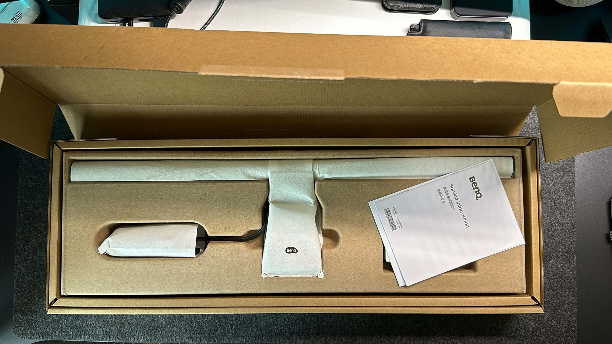 BenQ ScreenBar Pro Review - The GAME-CHANGING Desk Accessory Your Setup ...